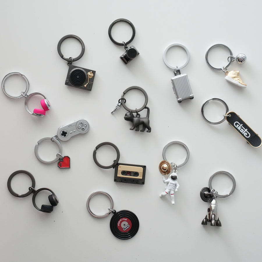 METAL KEY RING GAME